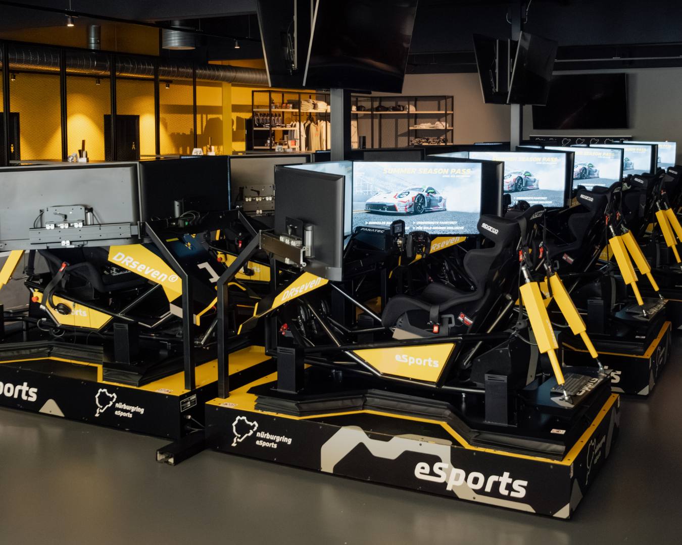 Sim Racing eSports Bar Koblenz | Besuchen Sie uns | Nürburgring eSports